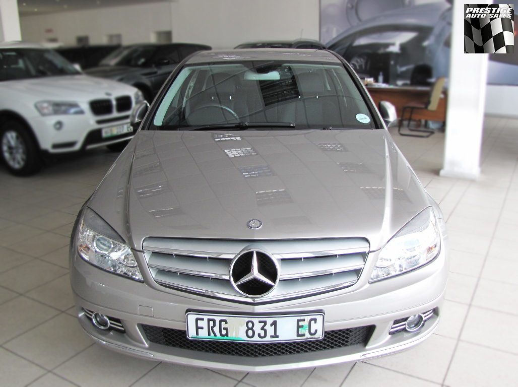 Used Car Review: 2009 Mercedes-Benz C350 Avantgarde Automatic ...
